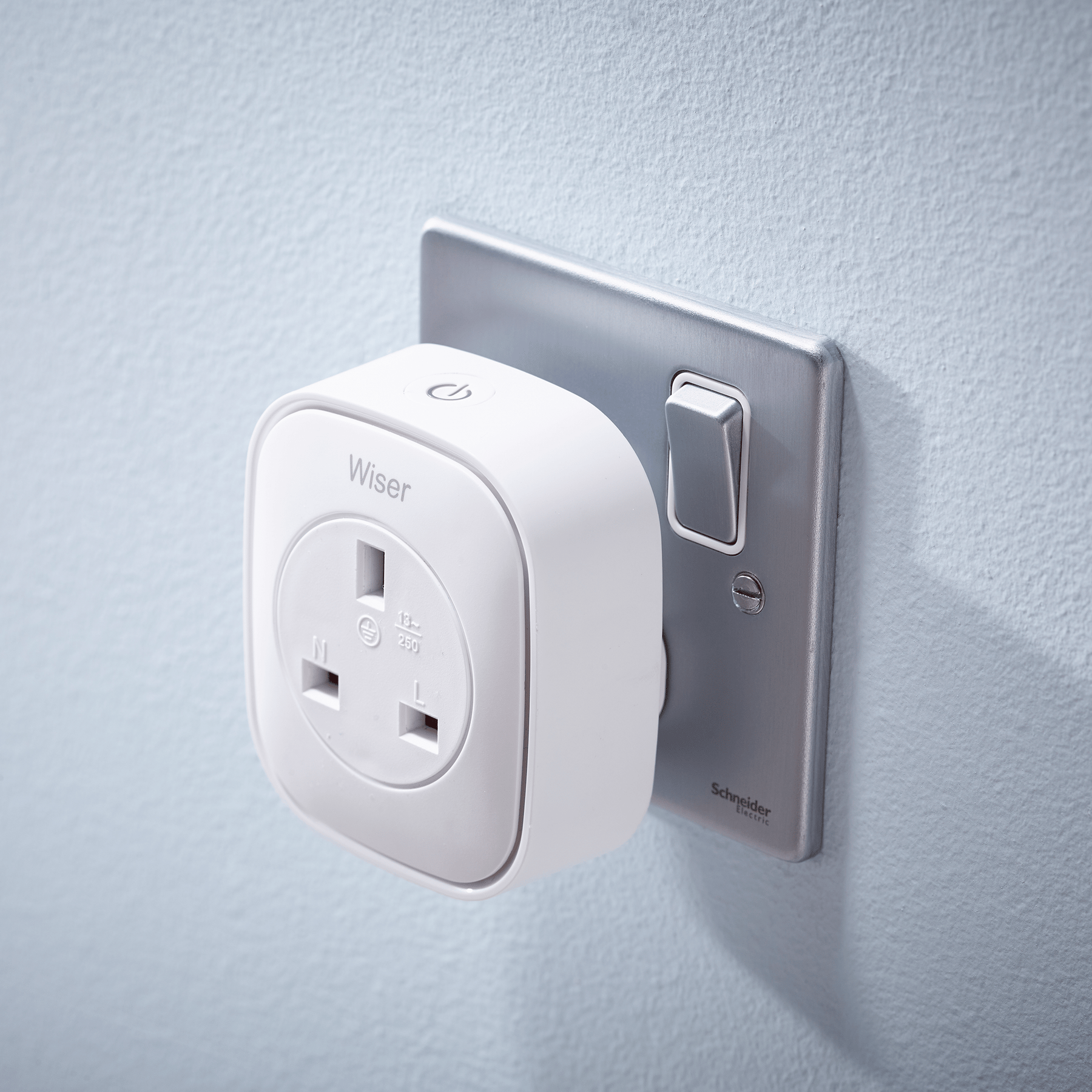 Smart Plug for Remote Mains Appliance Control | Smart Home | Wiser